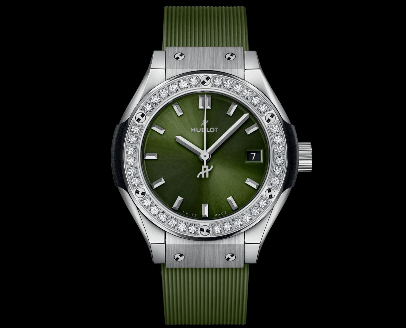 Hublot Classic Fusion 29 591.NX Green Sunray Dial, Titanium, 29.0 mm, 50.0 m