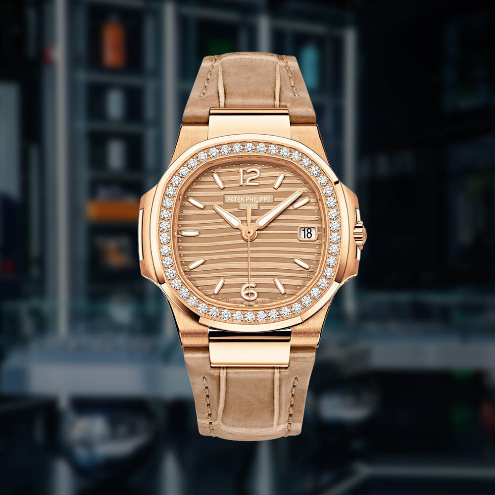 Patek Philippe Nautilus 7010 Gold Dial, 32.0 mm, Quartz, Ladies Watch