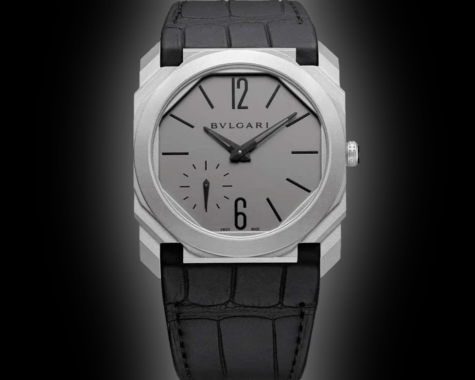Bulgari Octo Finissimo Automatic Titanium / Grey / Alligator 102711