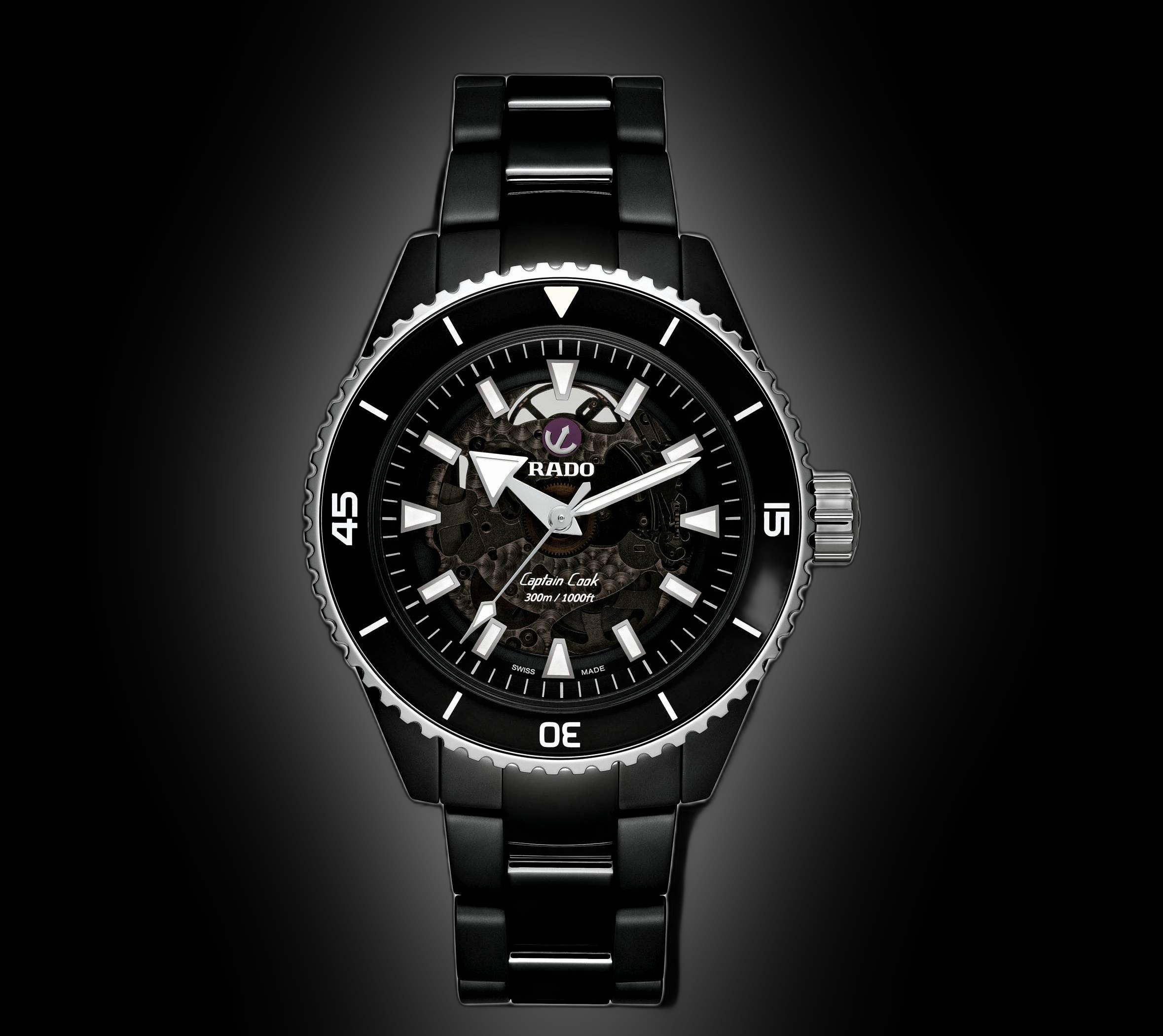Rado Captain Cook High-Tech Ceramic Titanium PVD R32127152